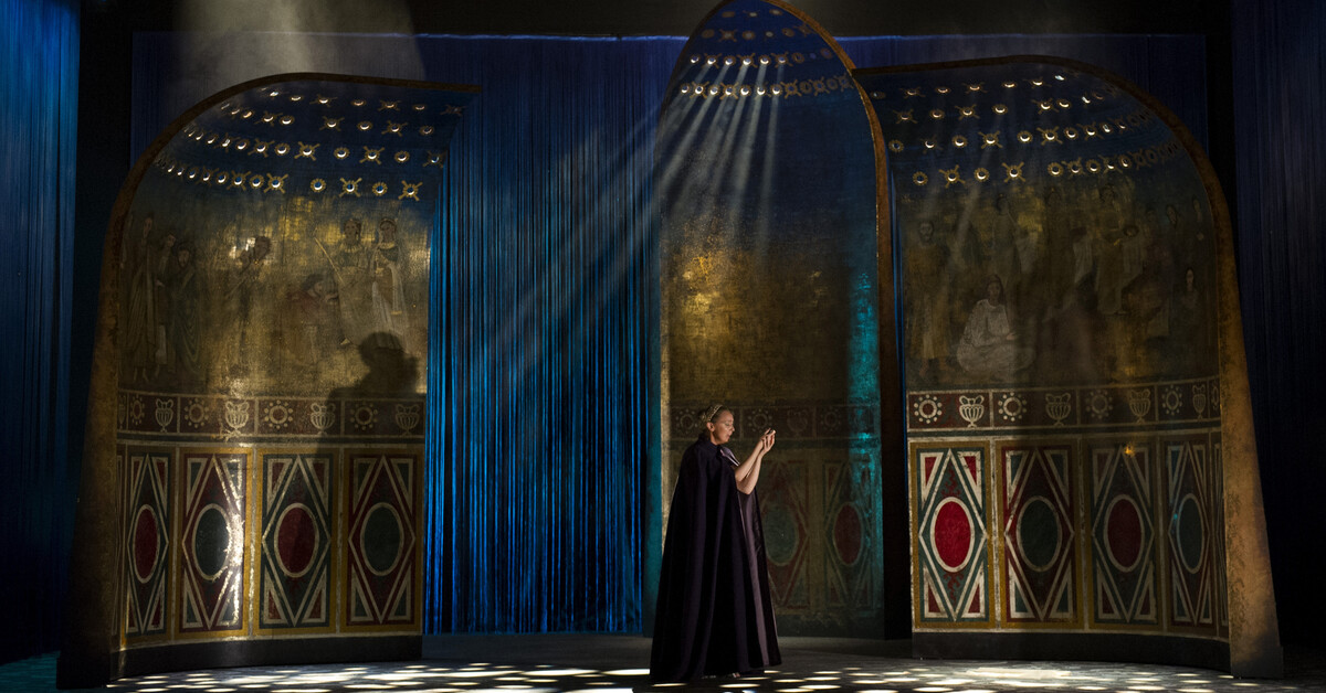 Tickets now on sale for Autumn 2022 | English Touring Opera