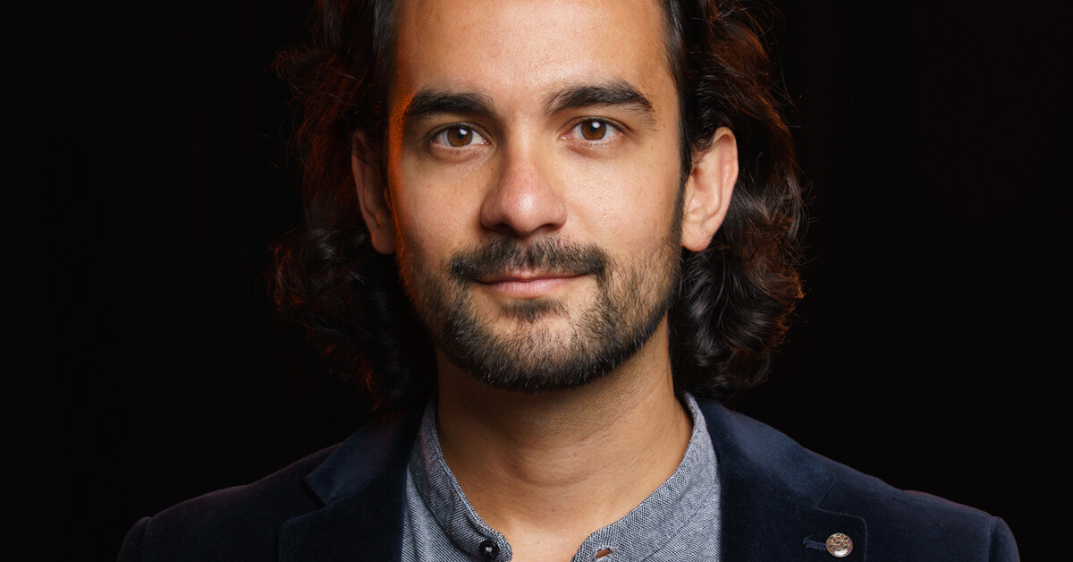 Neil Balfour | English Touring Opera