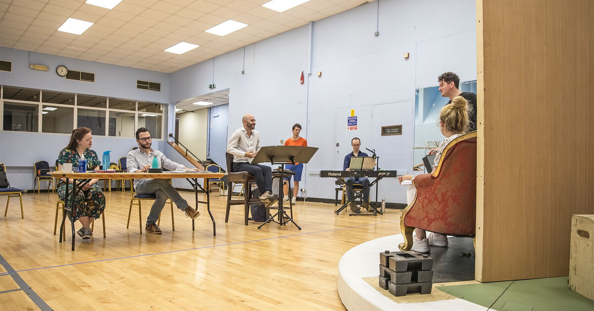 Step into our Handelfest rehearsal rooms... | English Touring Opera